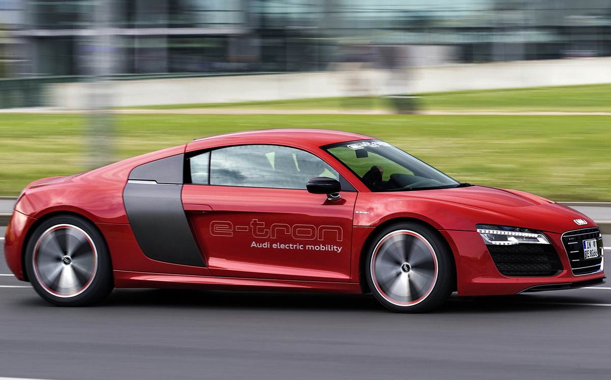 Audi R8 E-Tron: autonomia de 400 Km na versão de produção