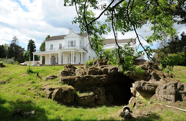 Landed families of Britain and Ireland: (369) Barclay of Youngsbury ...