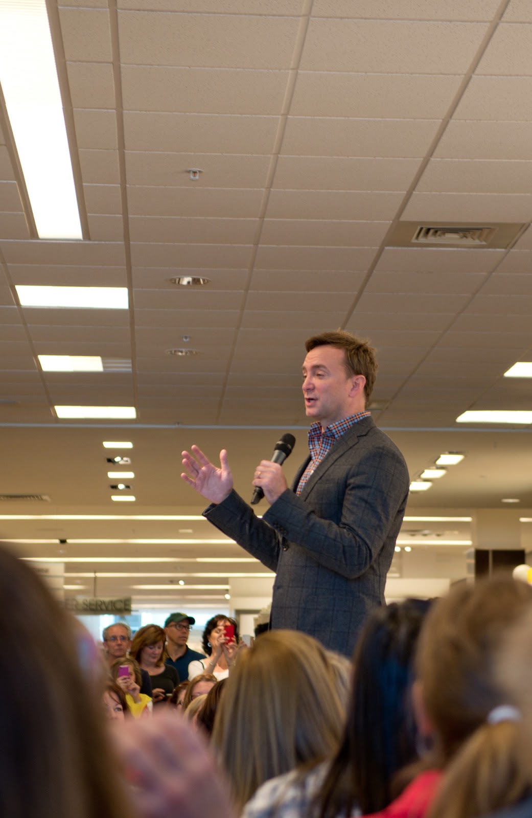 Domestic Fashionista: Clinton Kelly at Macy's Roseville Fashion Event