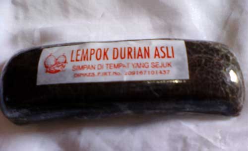 The Diary of Culinary: LEMPOK DURIAN (THE DURIAN DODOL) PONTIANAK