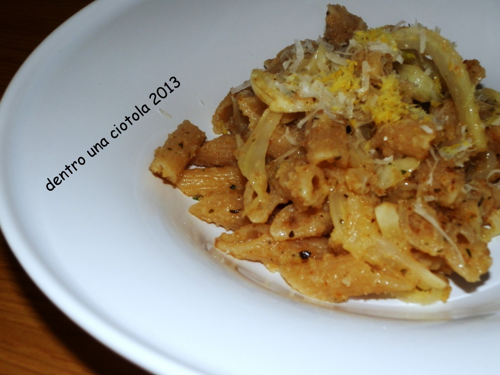 Dentro una ciotola: Mini Pennete rigate con finocchi al profumo di limone