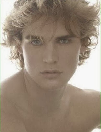 Welcome to my world.... : Favorite Male Model for November 28, 2007