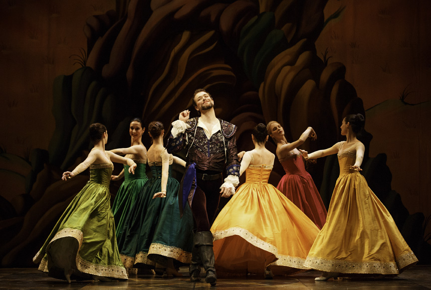 Fashion is My Muse: Opera Atelier: The Spectacle of Armide