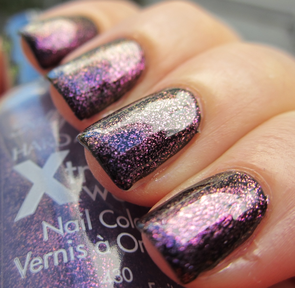 Spit & Polish: Sally Hansen - Pink-Grape Fruit