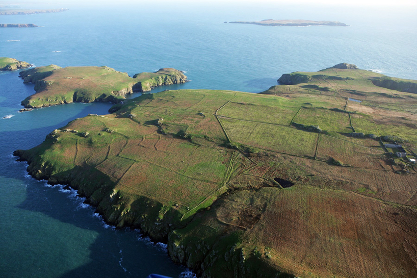 Excavations on Skomer Island, Pembrokeshire | Heritage of Wales News