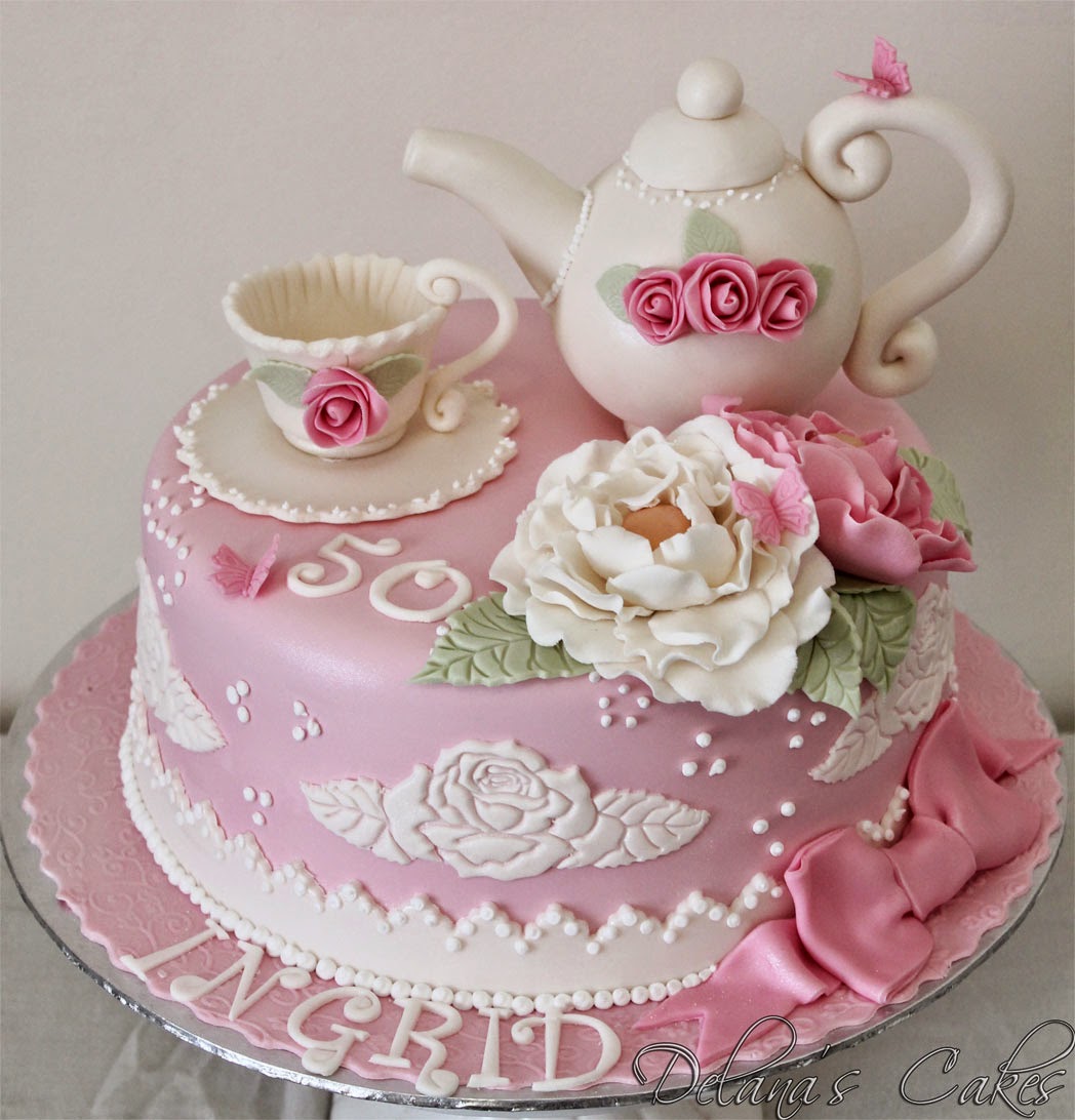Delana's Cakes: Vintage Tea party Cake