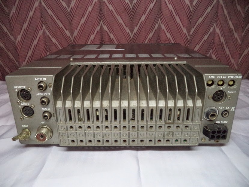 MEDAN RADIO: Kenwood TS-440S