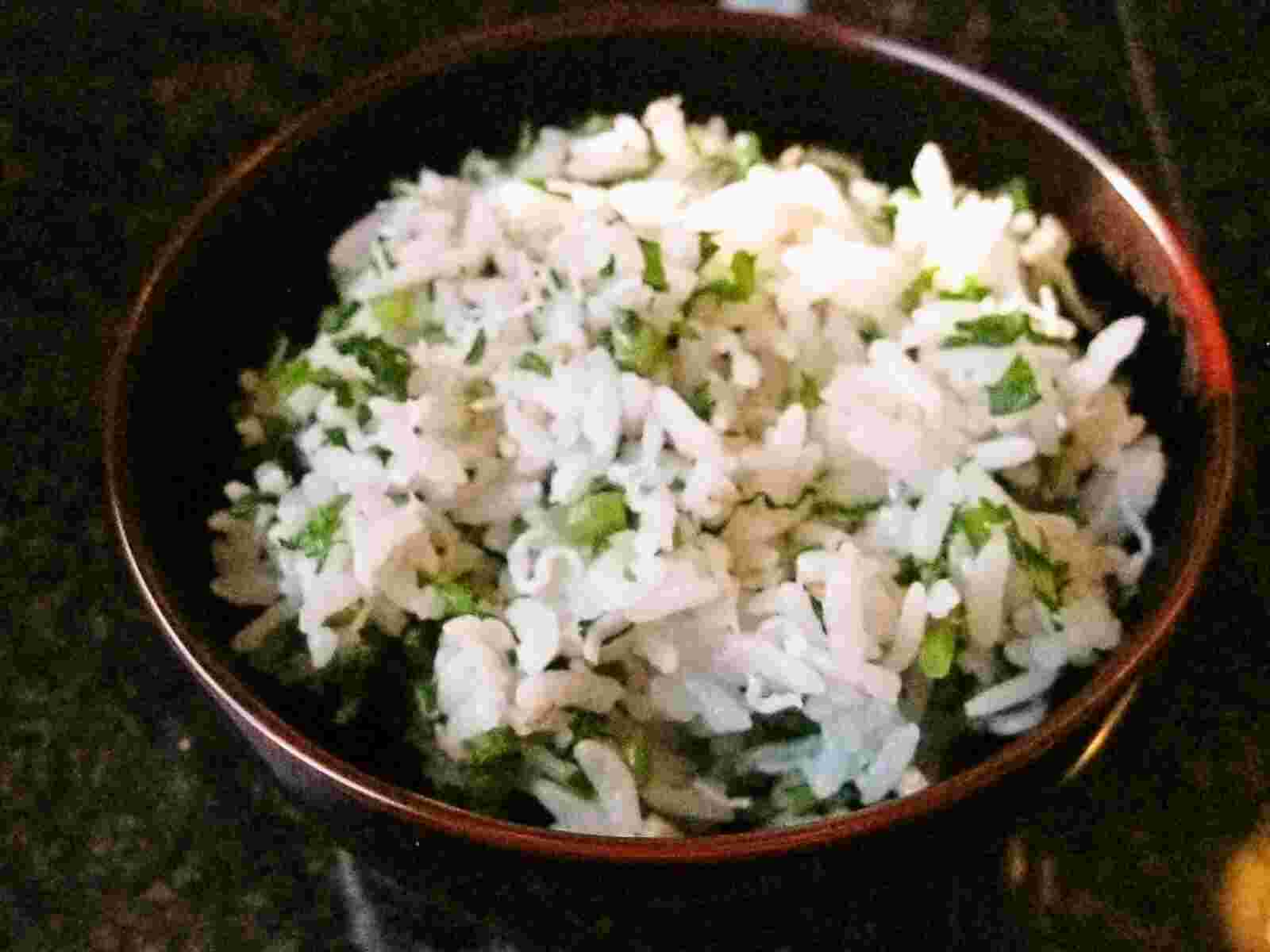 Recipes for Tom: Shungiku to shirasu no mazegohan / steamed rice mixed ...