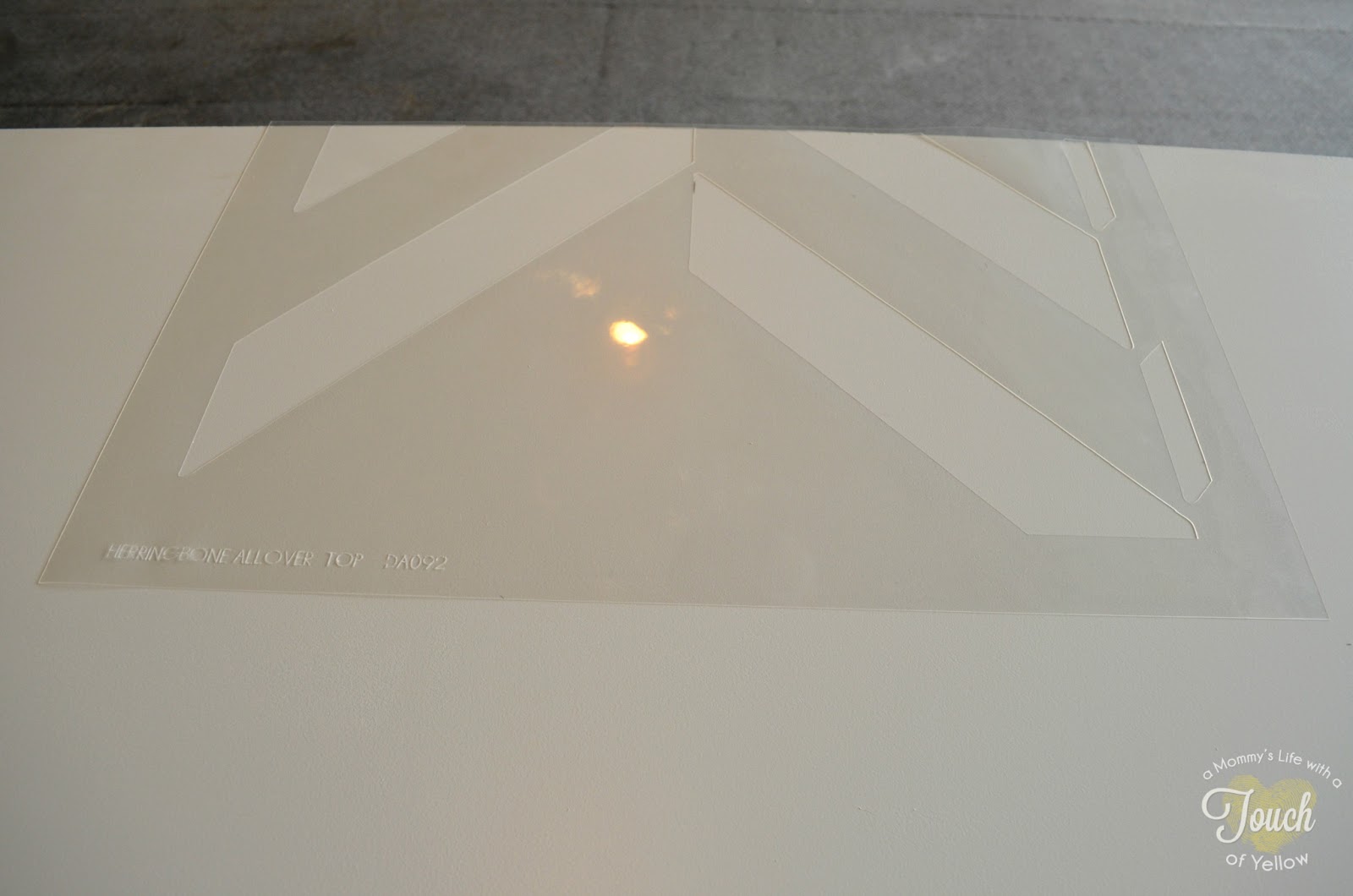 A mommy's life...with a touch of YELLOW: Stenciled Wall Backdrop ...