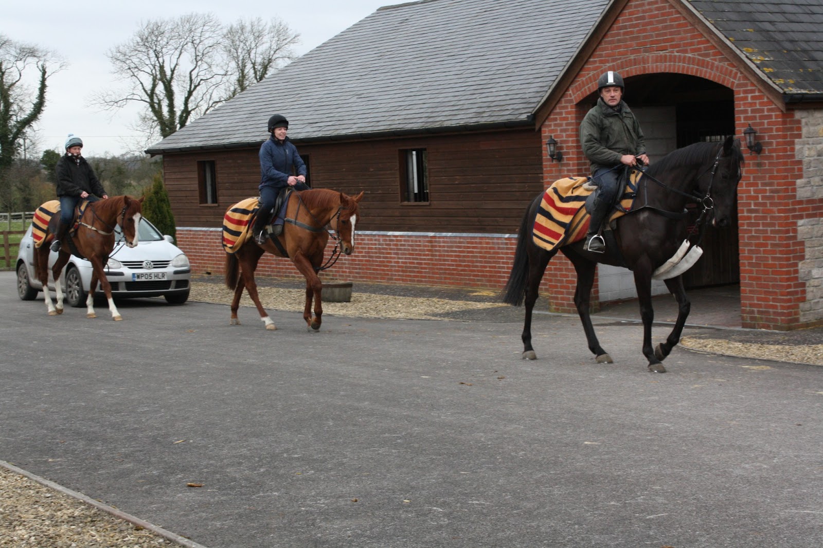 Simon Earle Racing: Flight Lieutenant Camilla Howard and The Grand ...
