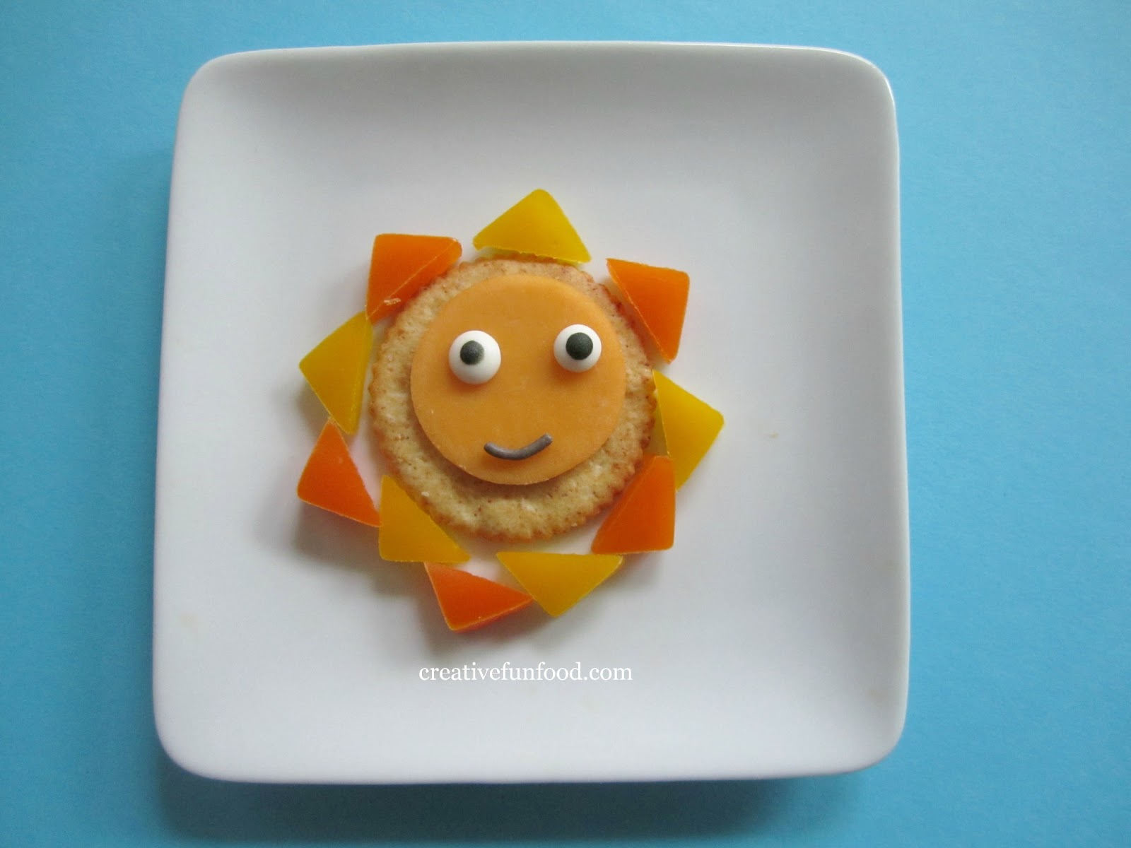 Creative Food: Kids DIY Sun Crackers
