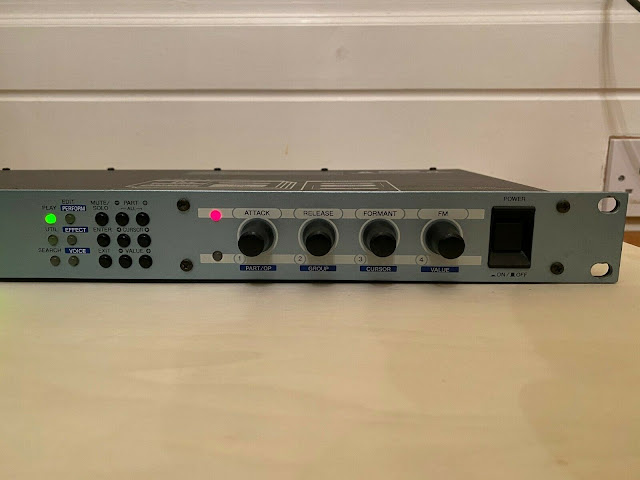 MATRIXSYNTH: Yamaha FS1R Formant FM Rack Synth SN PI01206