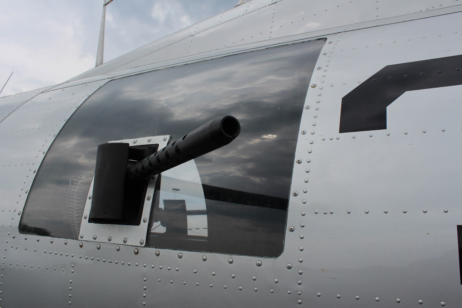 The Aero Experience: Sightings: EAA's B-17 "Aluminum Overcast" Walkaround