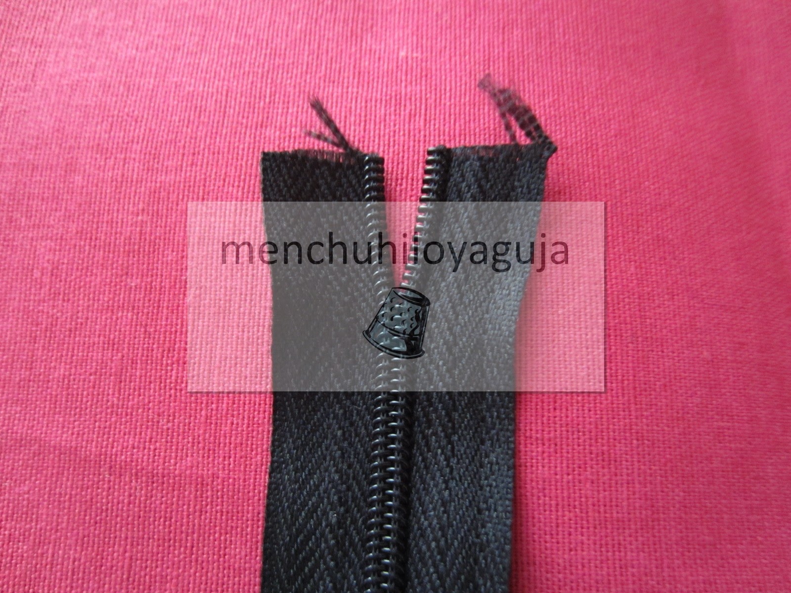 PATRONES DE COSTURA: CIERRES EN PRENDAS DE VESTIR Y DEL HOGAR