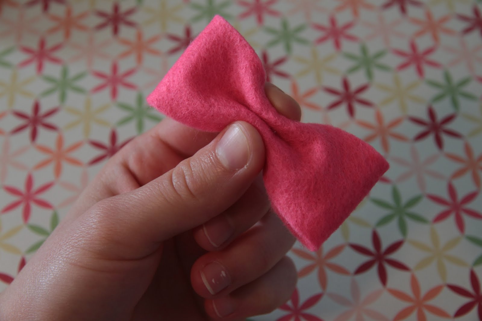 simple Serendipities: Felt Bow Tutorial