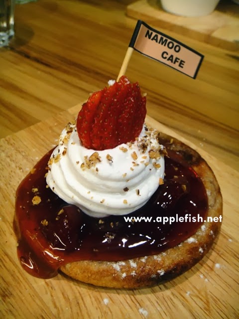 月光下のApplefish: Namoo Korean Dessert Cafe and Bistro @ Gurney Plaza, Penang
