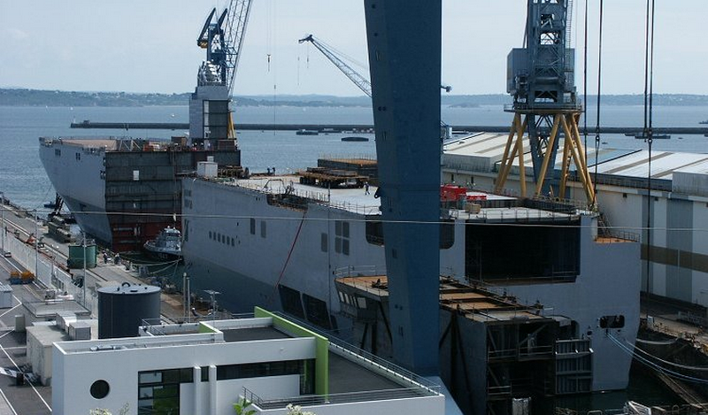 desarrollo defensa y tecnologia belica: (batiments de projection et de ...