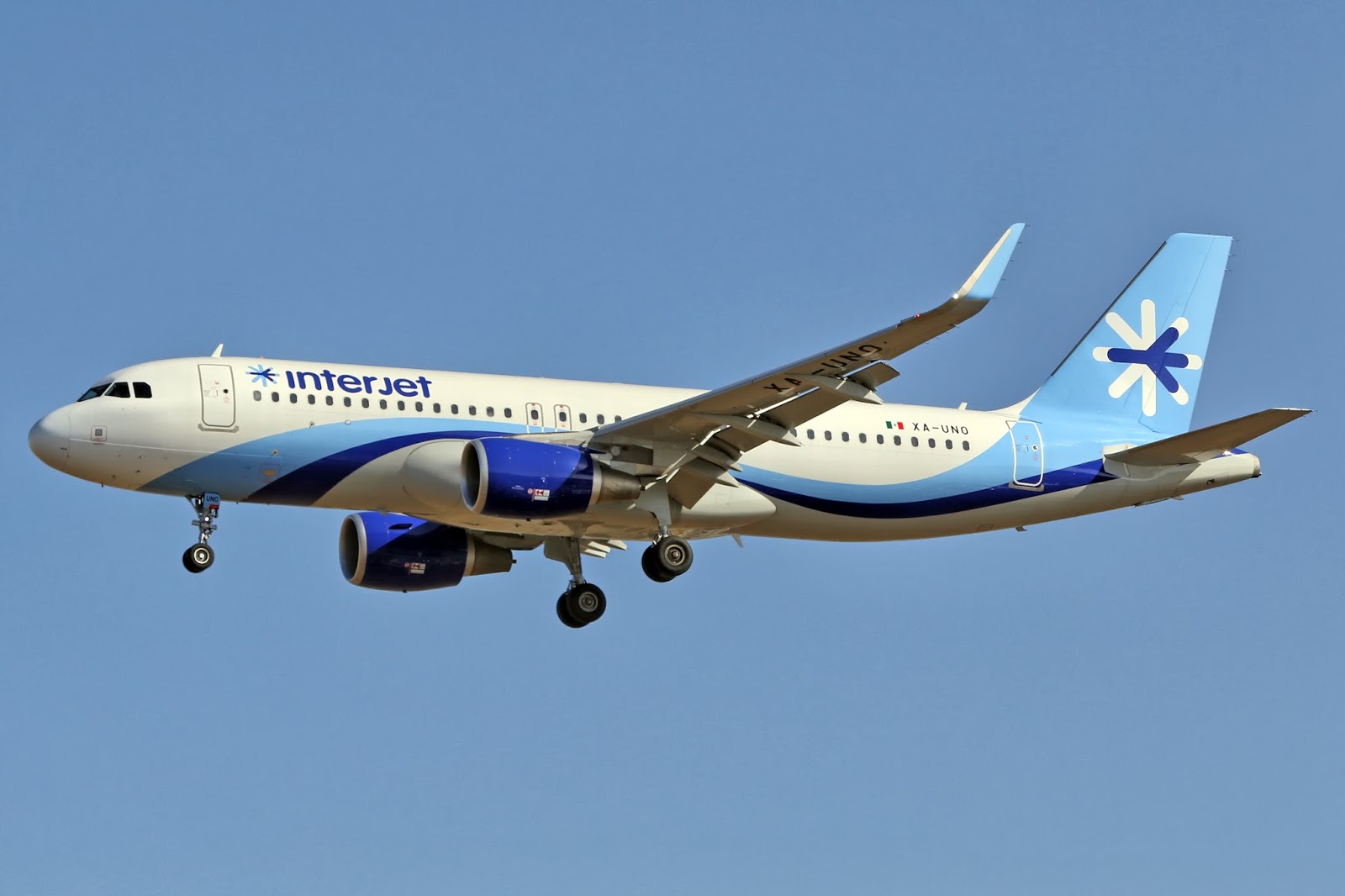 Aero Pacific Flightlines: Once-soaring Mexican discount airline ...