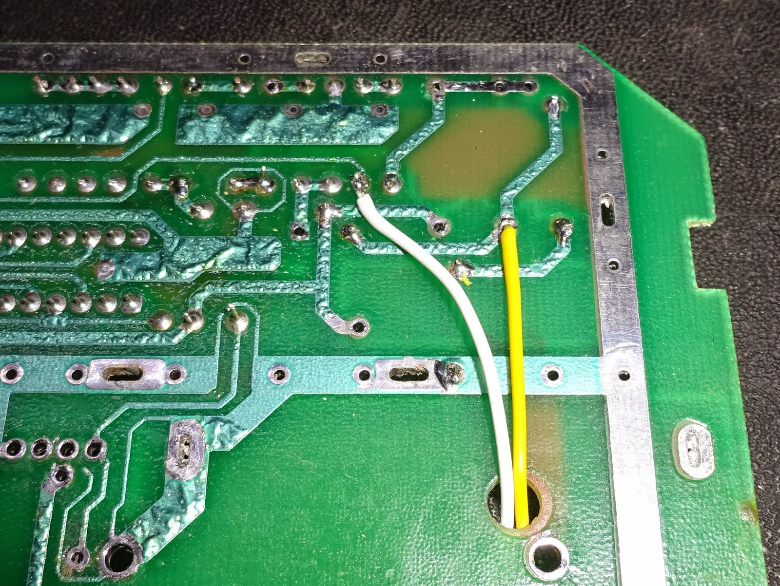 Tynemouth Software: Atari 2600 Jr Composite Video Modification