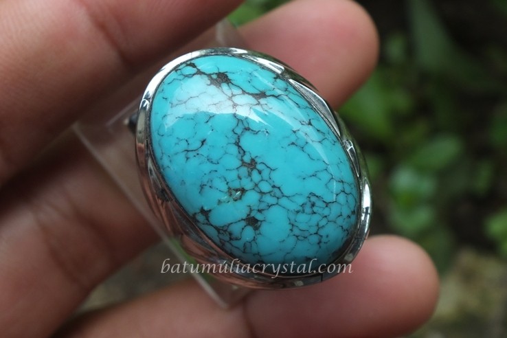 JAVA GEMSTONES: Batu Pirus Biru Memikat Mata