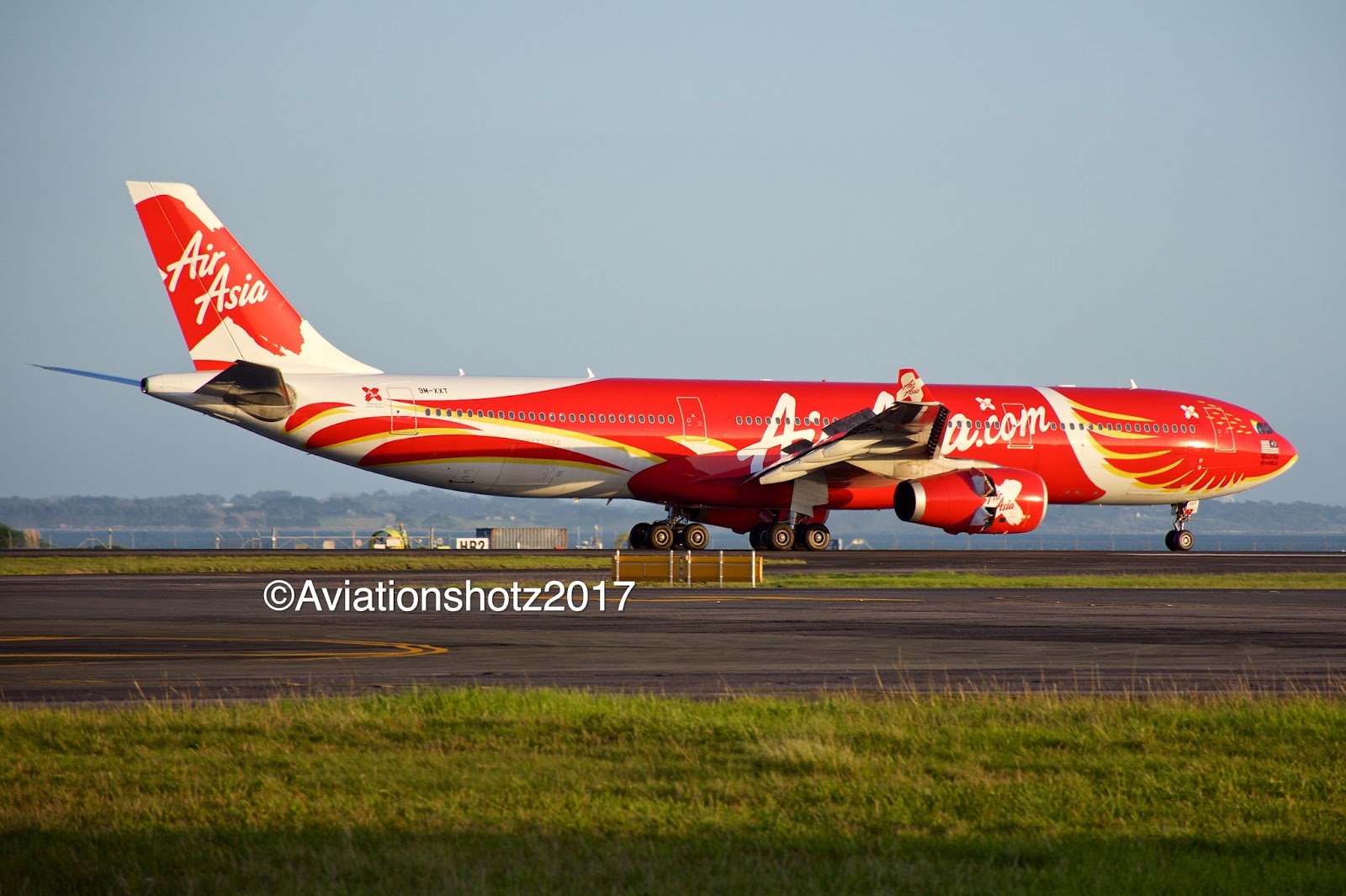 Aviationshotz: Air Asia X Special Liveries, 9M-XXH and 9M-XXT