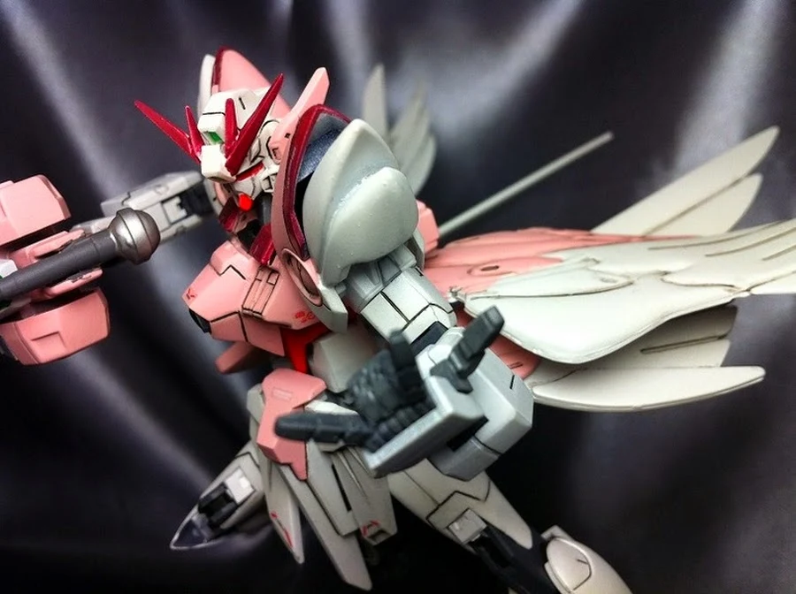 Custom Build: 1/144 Wing Gundam ★ Encore