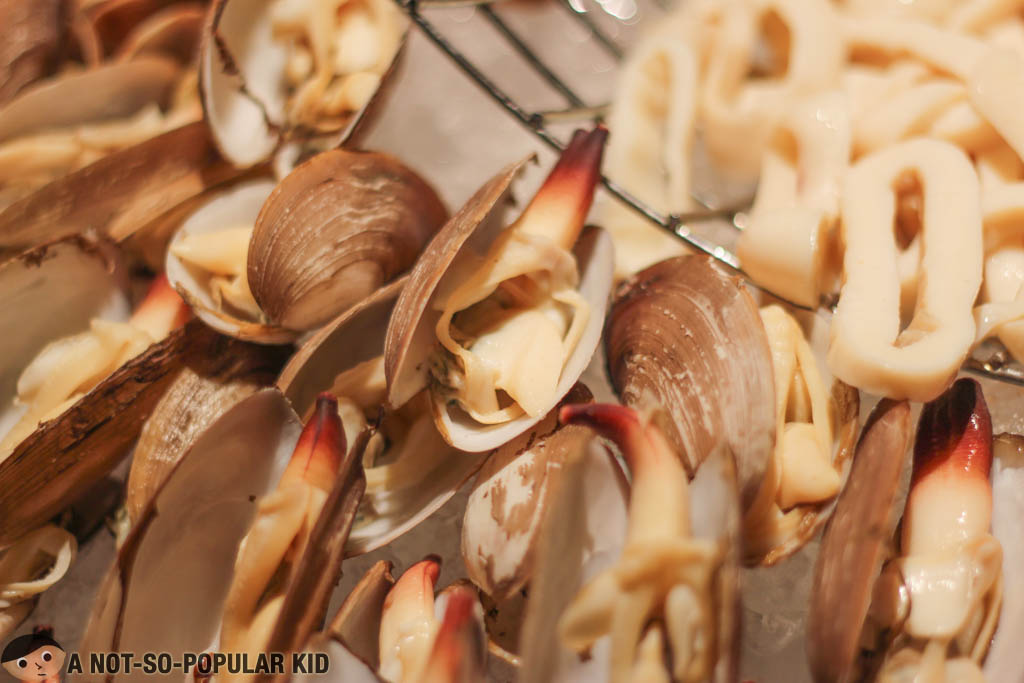 Dinner Buffet in Spectrum of Fairmont Hotel, Makati - A Not-So-Popular ...