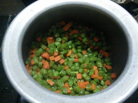 Beans Carrot Stir Fry - Beans Carrot Poriyal/Thuvaram