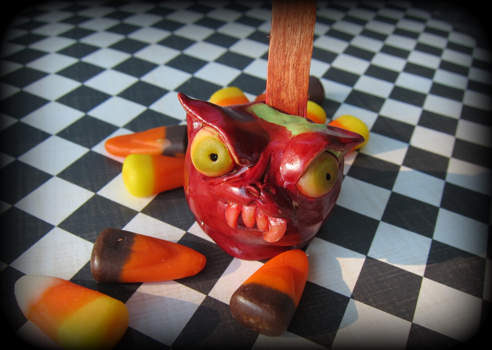 Creative Sprinkle: Tooth-cracking Evil Candy Apple