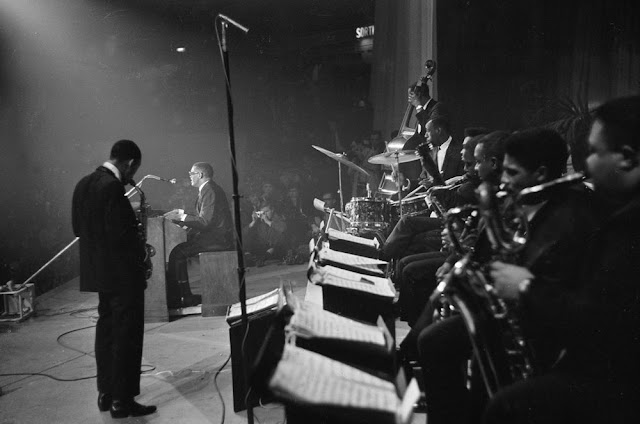 Ray Charles Video Museum: Birth Of A Big Band: Ray Charles' October ...