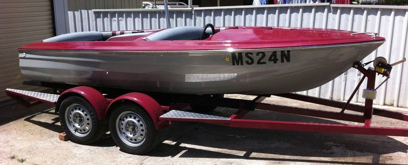 AUSSIE SKIBOATS: random: MERLIN MIRAGE DELUXE