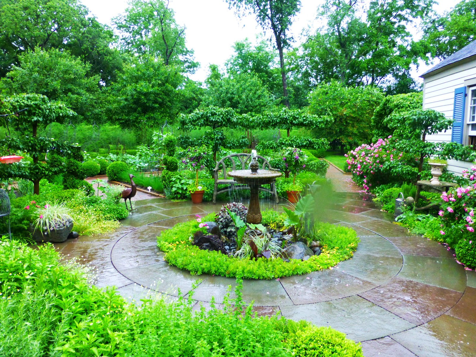 Romancing the Home: The Most Beautiful Potager and Pool Area