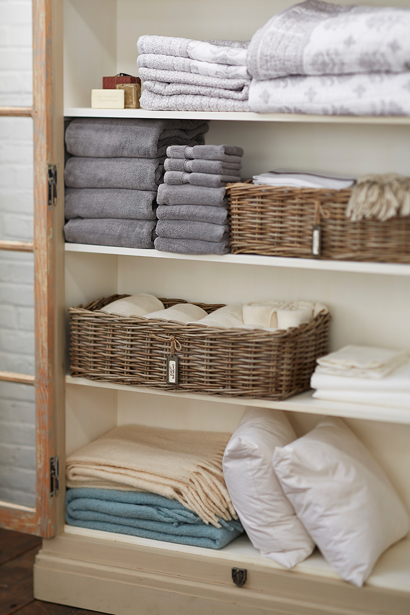 The Super Organizer Universe: Just The Tips: C is for Clutter In Linen ...