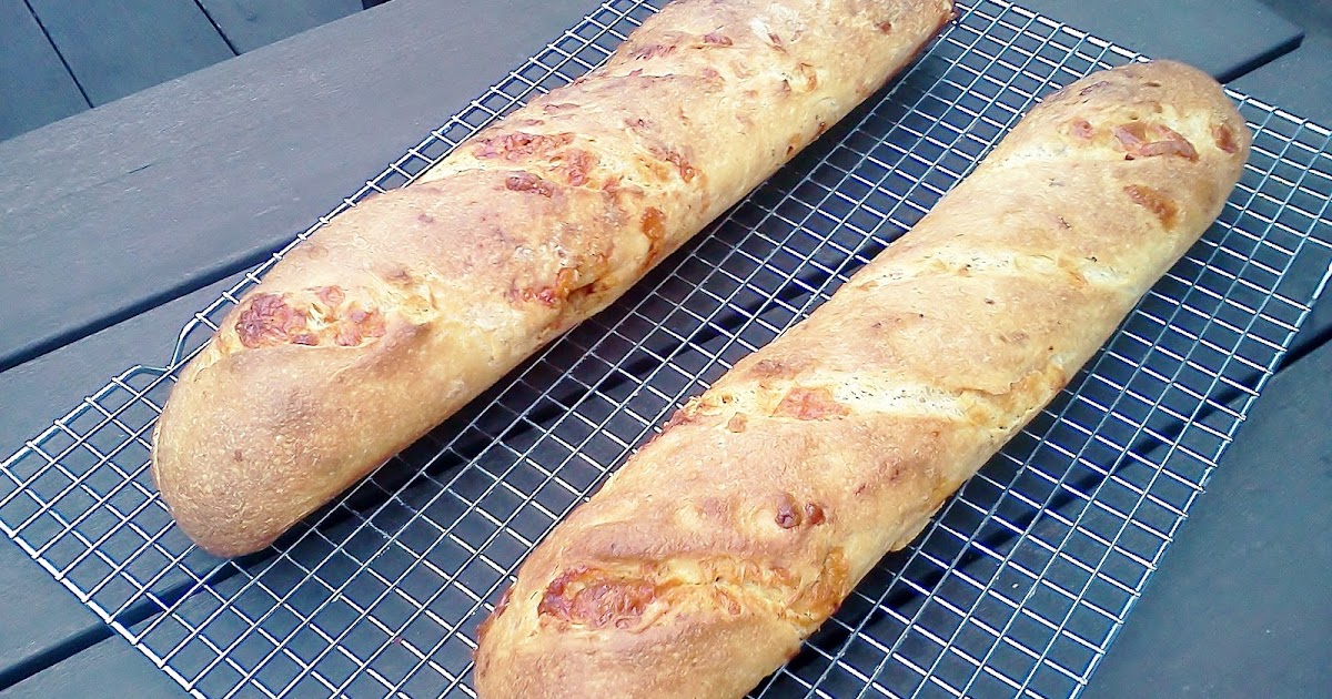 37 Cooks: Smoked Cheddar Chili Bread