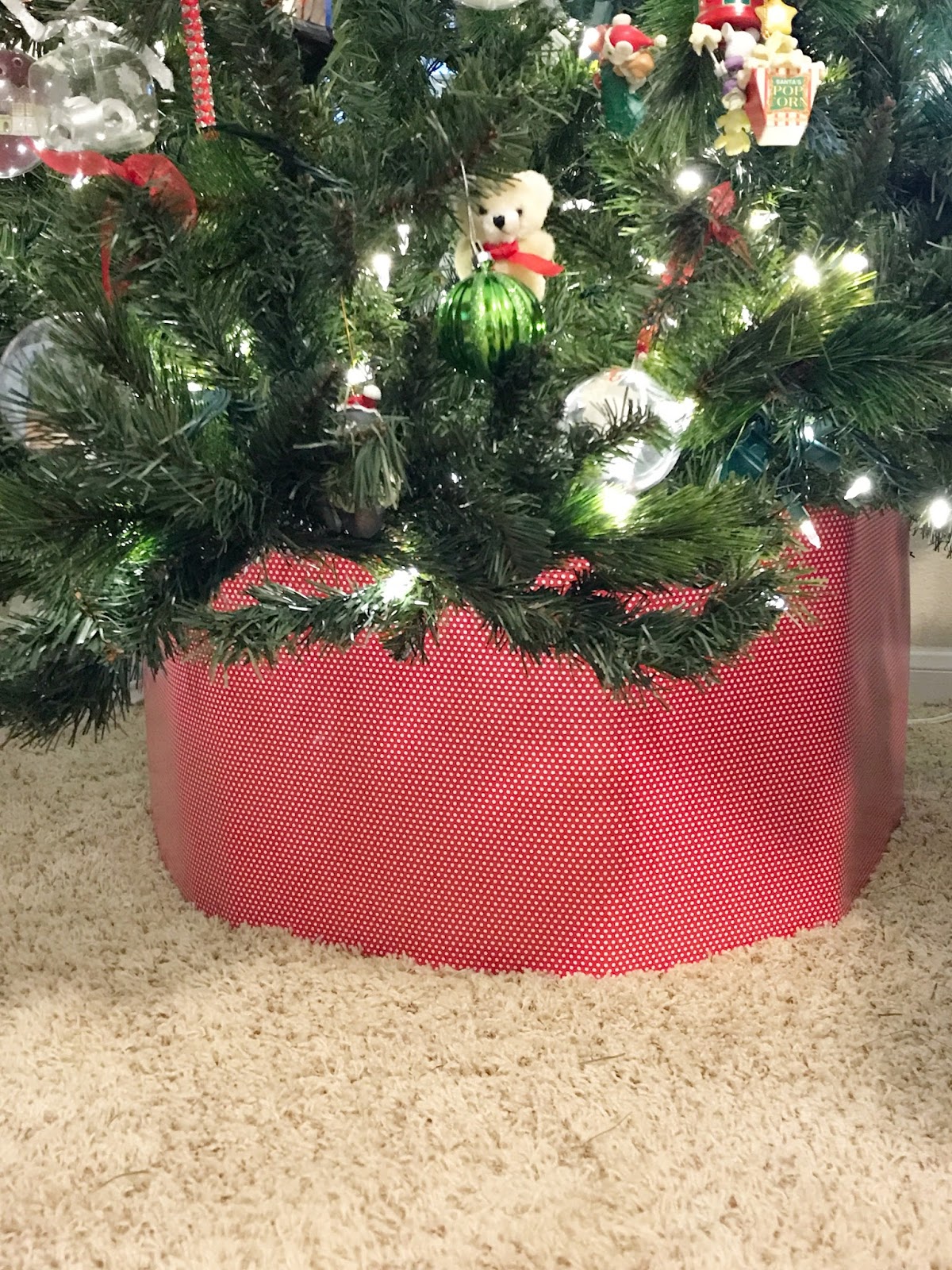 Texas Decor DIY Christmas Tree Collar For Free texas-decor-diy-christmas-tree-collar-for-free