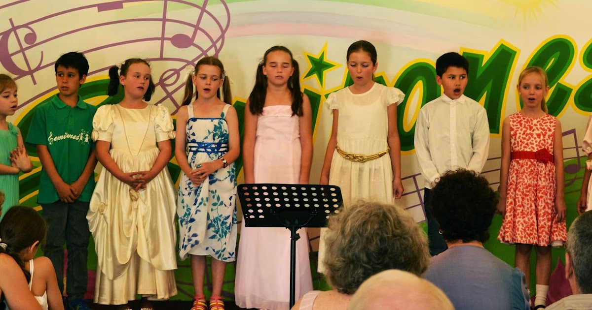 Esk Community Choir - What's New?: THE SEMITONES "SING INTO SPRING"