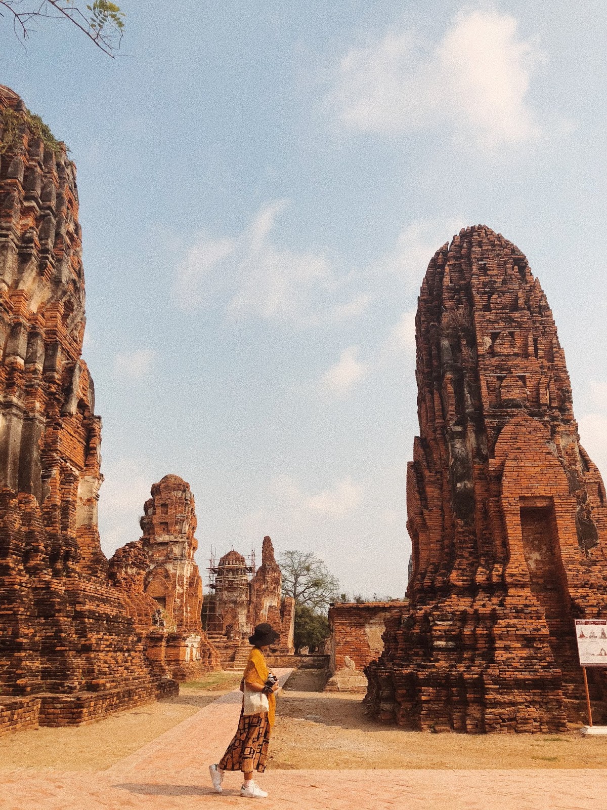 Travel Guide To Ayutthaya Day Tour - From The Highest Peak to The ...
