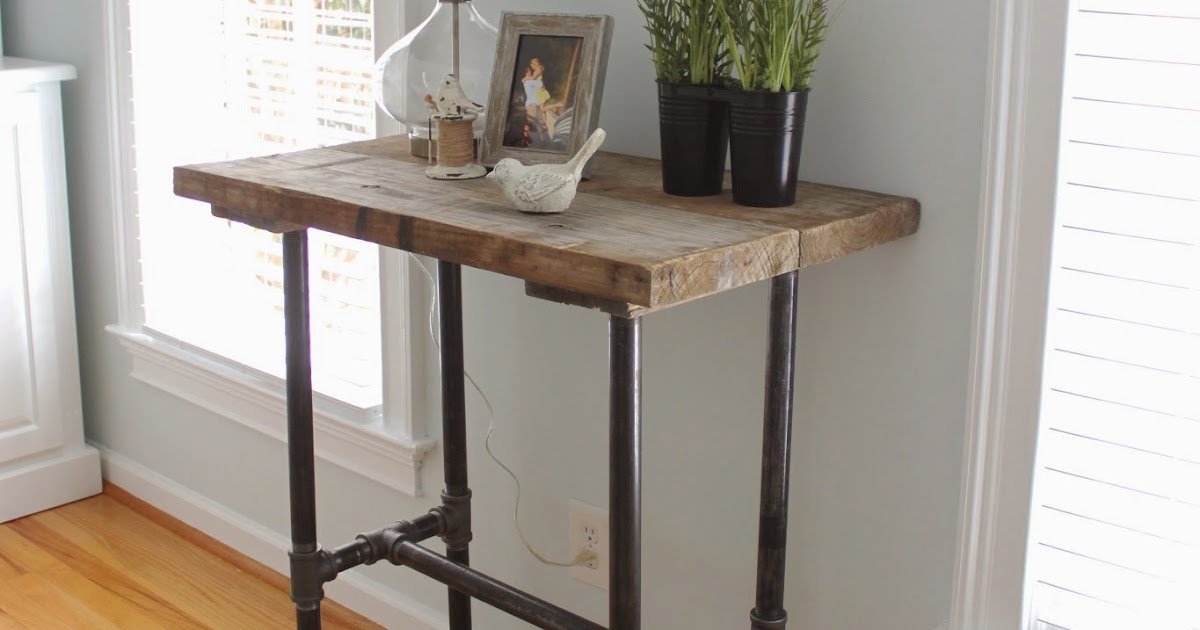 The Smitten Mintons: DIY Iron Pipe Table