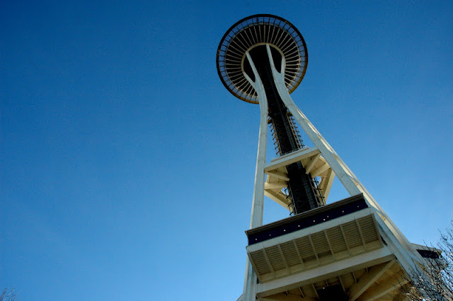 DUDE FOR FOOD: Side Views: Wide Awake in Seattle