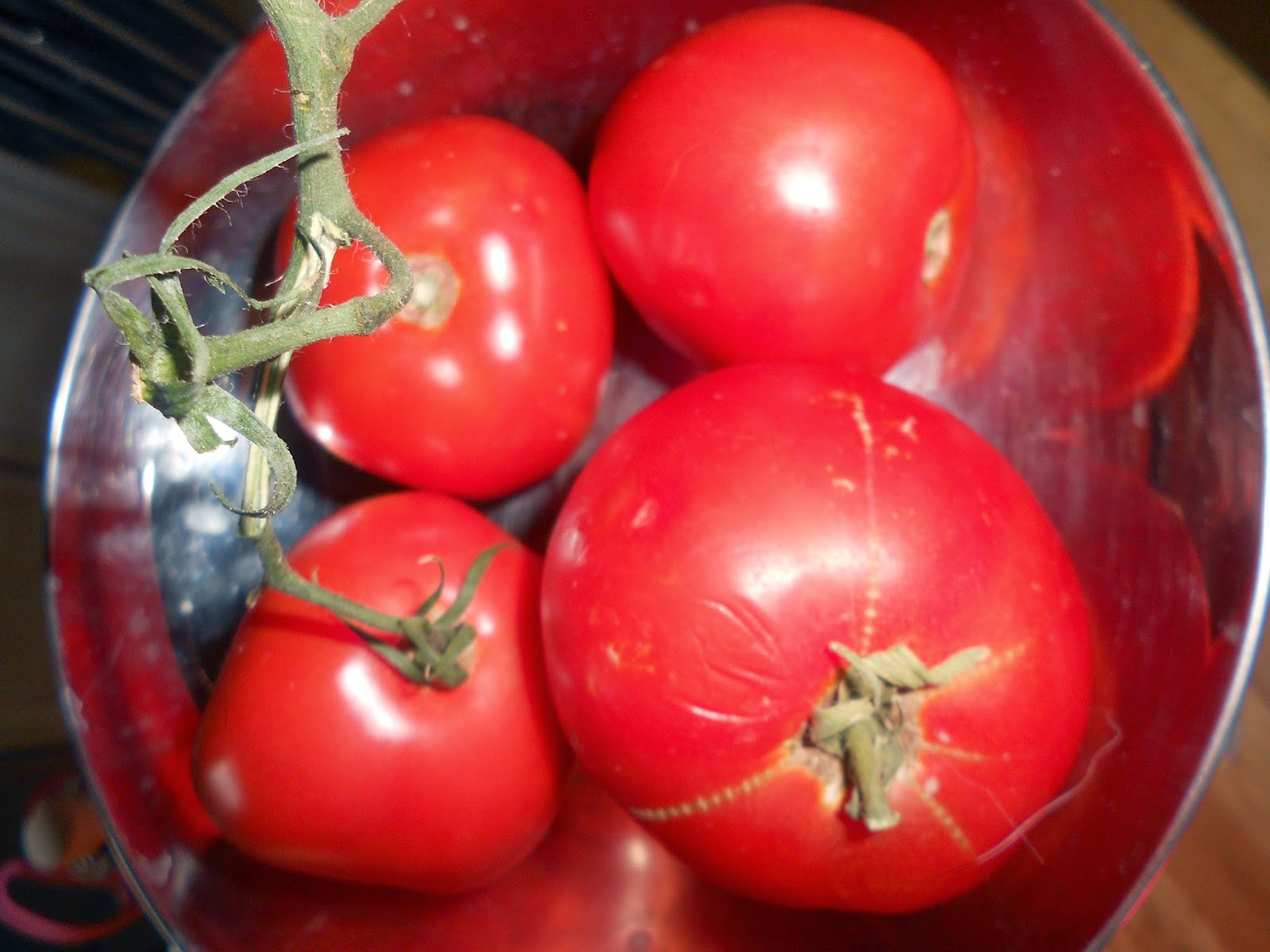 Sauce du Jour: Tomato Napoleon Salad with Kalamata Tapenade + Sweet ...