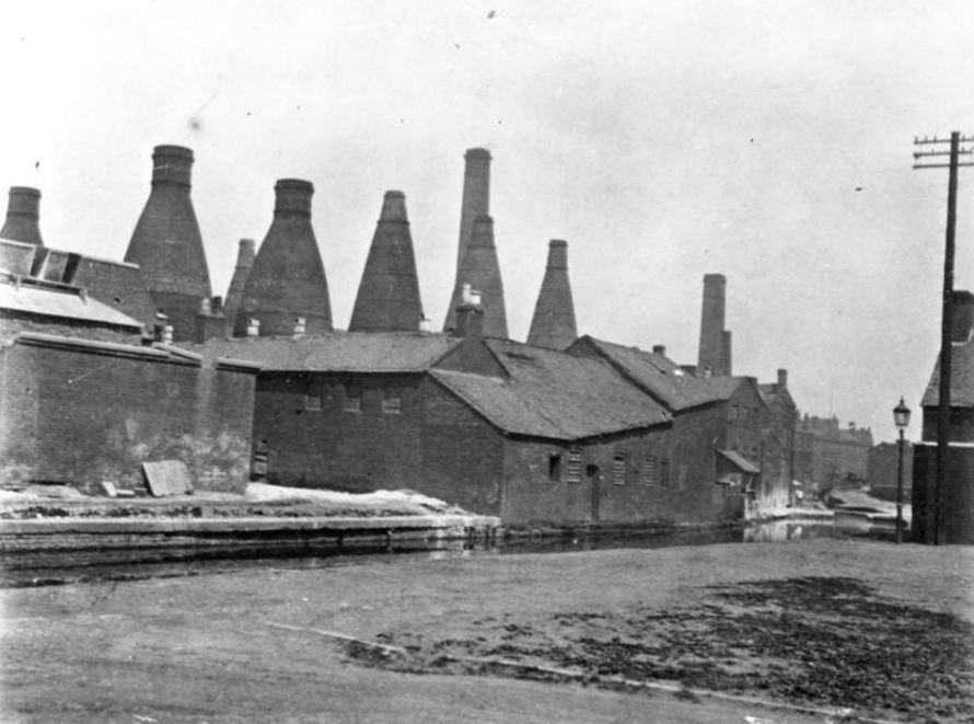 The Potteries Bottle Oven: Stoke