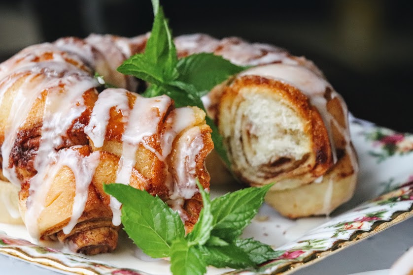 Cooking with Zoki: Kuglof cimet rolnice