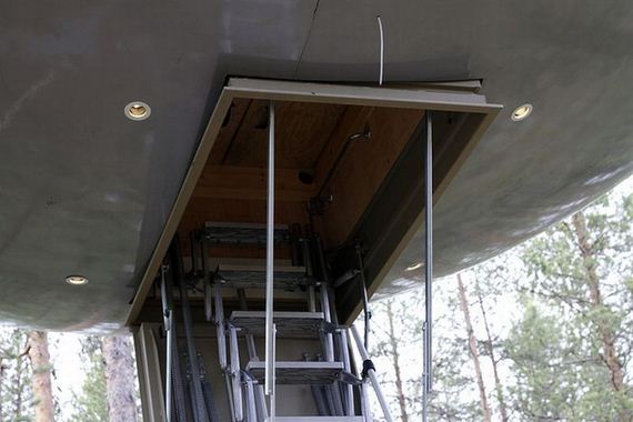 UFO treehouse In Sweden