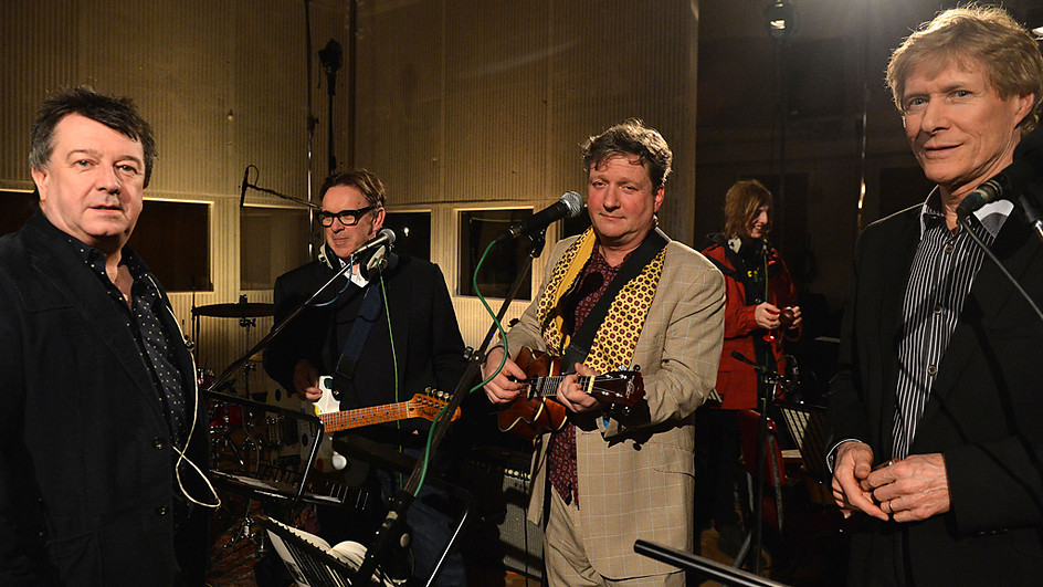 ABBEY ROAD: 12 HOURS TO PLEASE ME: UNA REMAKE INTERESANTE