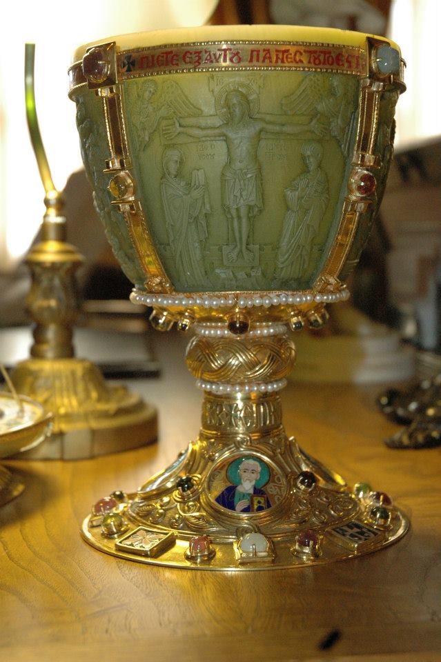 Whispers of an Immortalist: Holy Vessels 1