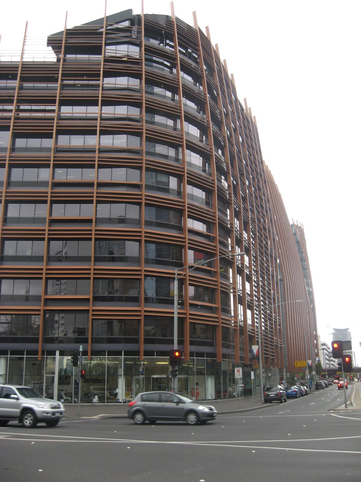 Beside the Yarra: Melbourne's Wonderful Demolished Buildings