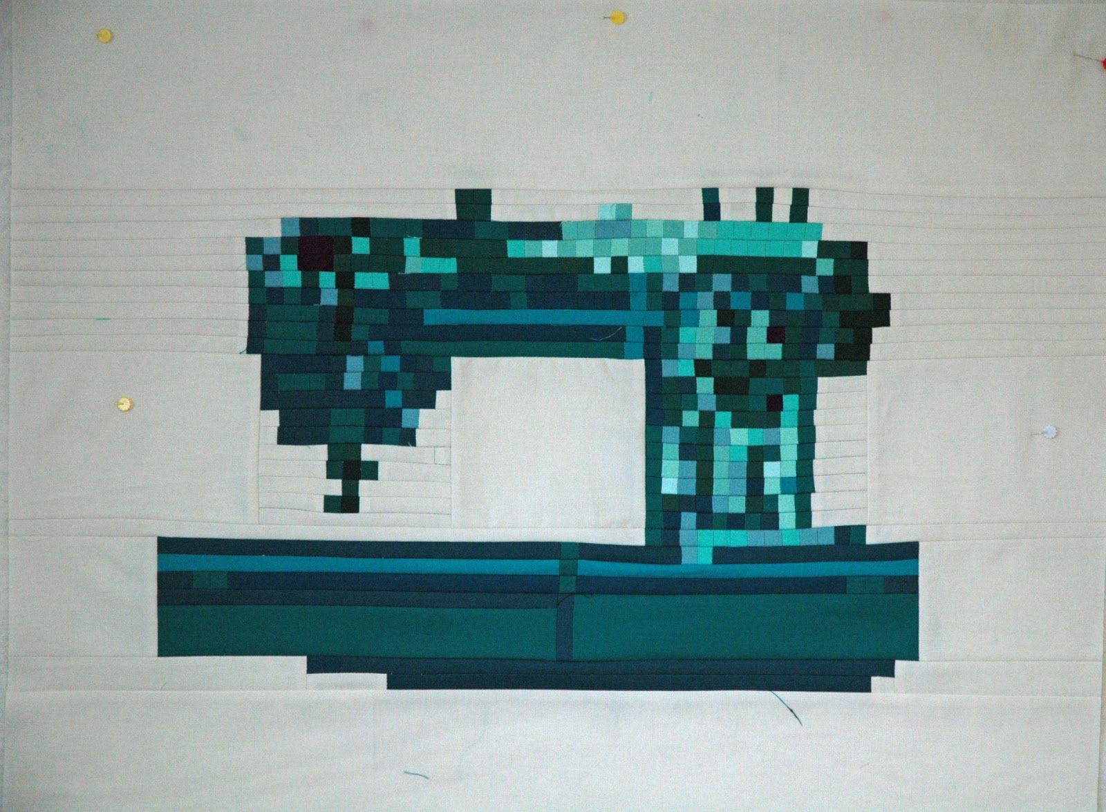Sew at Home Mummy: Blogger's Quilt Festival: my pixelated sewing machine