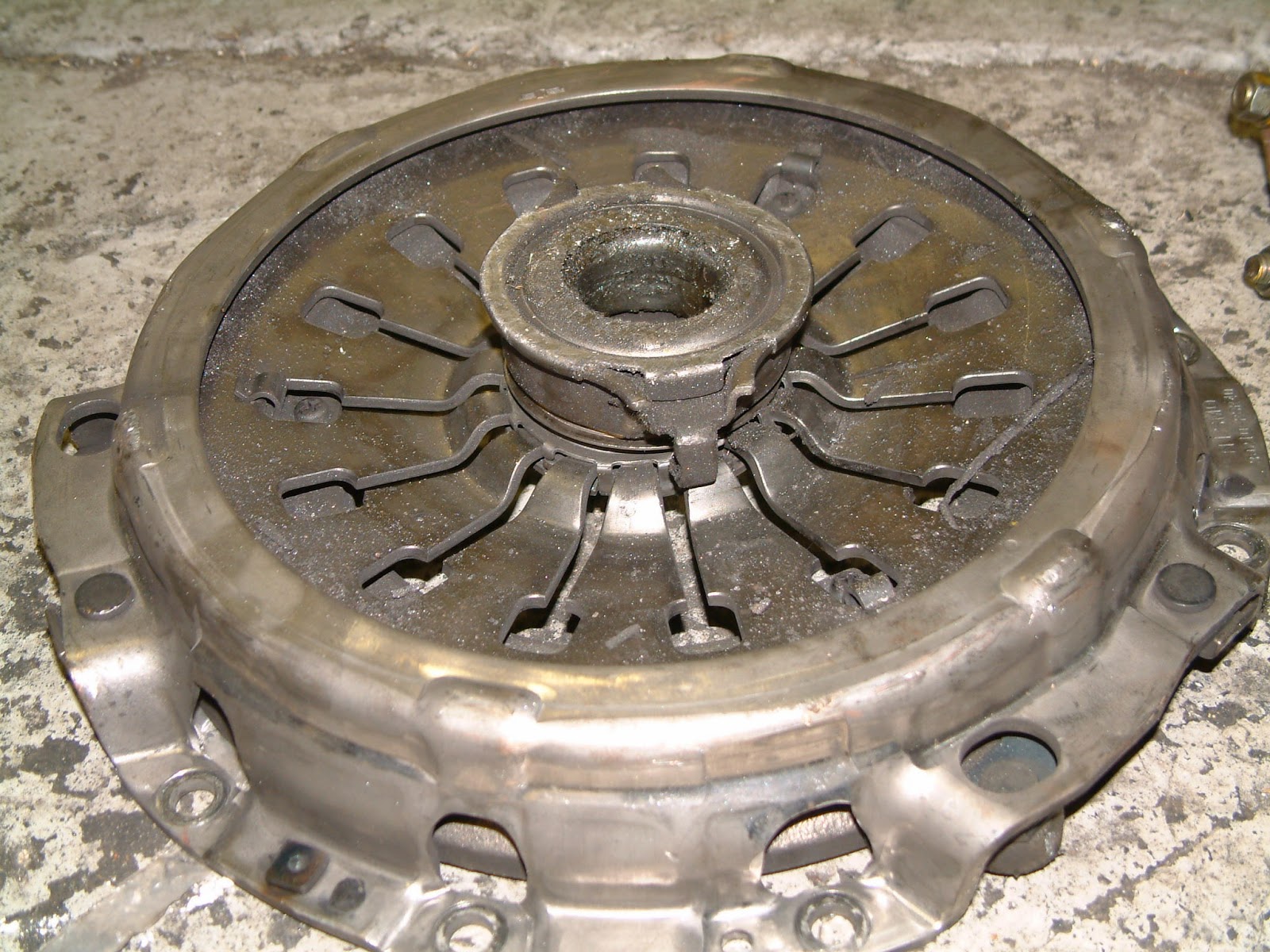 Exploded Single Plate Clutch : R34 GT-R - Nissan Skyline GT-R s and GTR ...