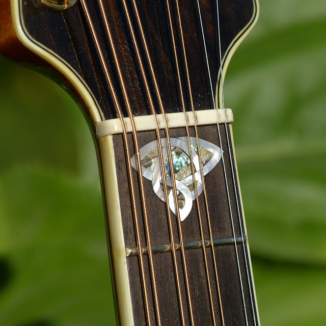 2000 Trillium Octave Mandolin