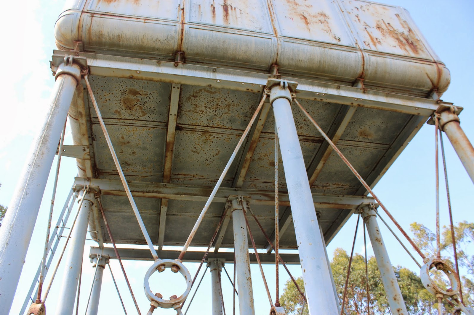 rusted2therails: Water tank Weston N.S.W